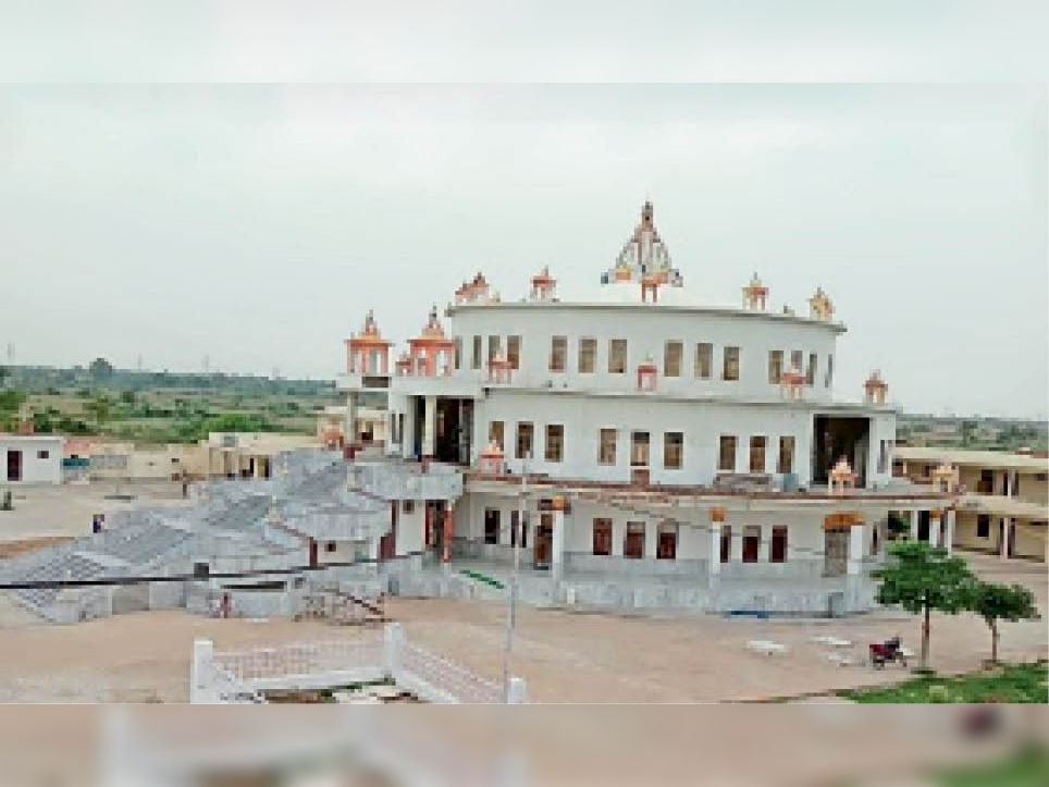 Jain pilgrimage is the first lotus shaped Jain temple of the state ...