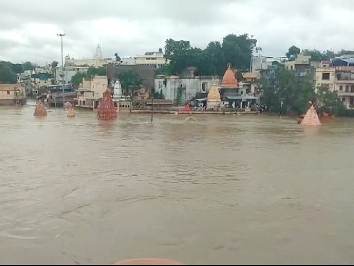 Shivana river, Shipra river, Kalisindh river flooded, temples submerged ...