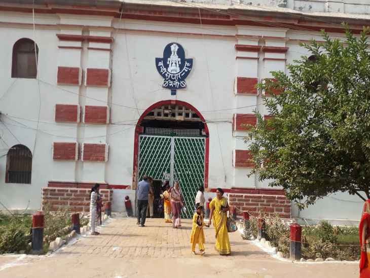 Prayagraj Naini Central Jail Latest News And Updates: Clashed Over ...