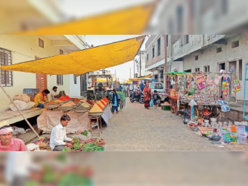 Bank closed due to employee positive report in Bidwal, staff will give ...