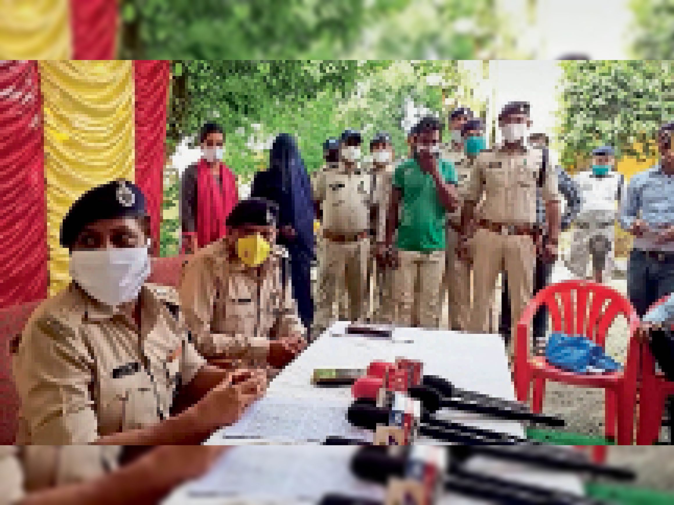 SP disclosed the murder of village Antariya, wife told lover - kill it ...