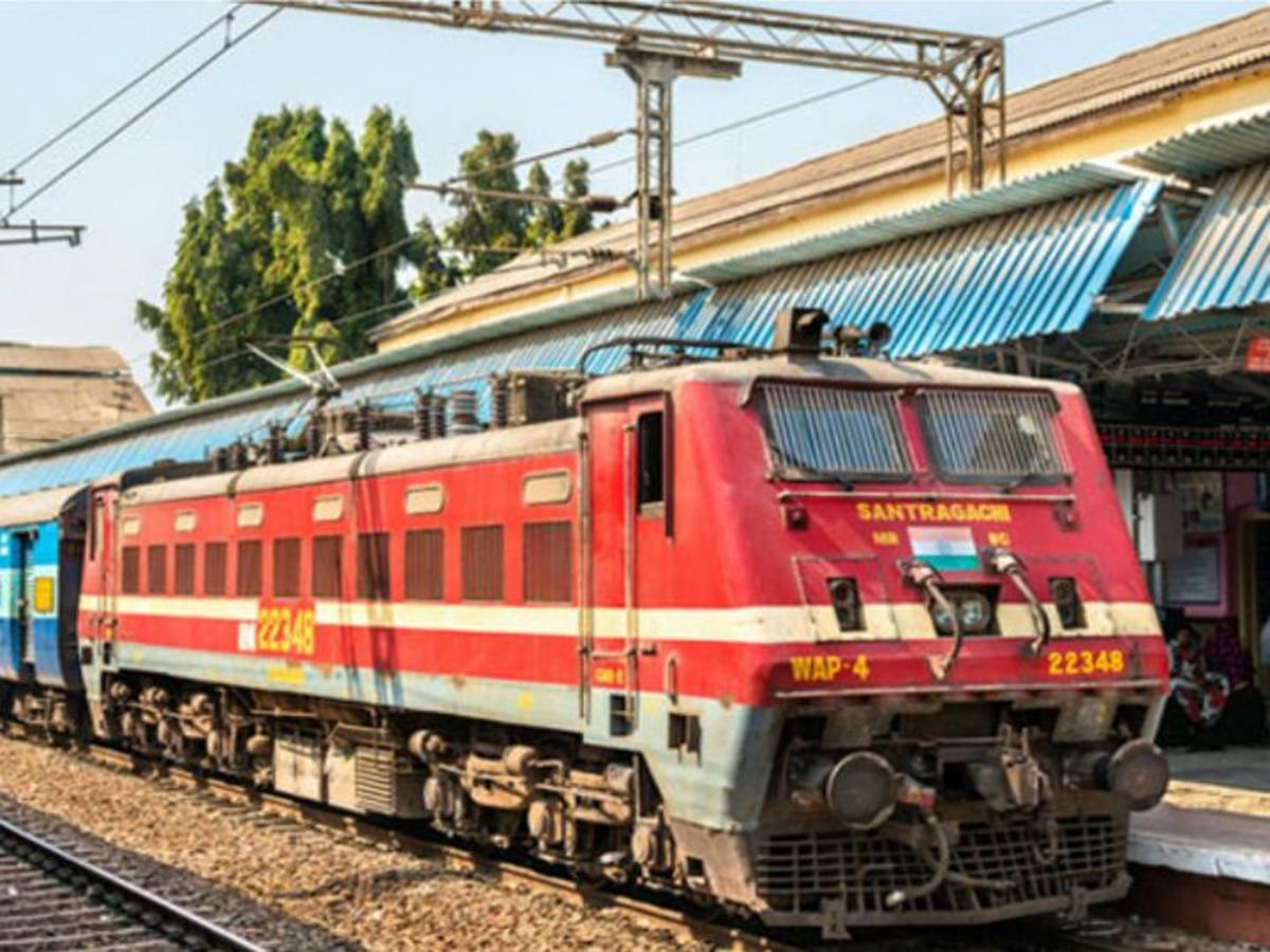 Jaipur-Mysore Special Express will now reach Bhopal station in ten ...