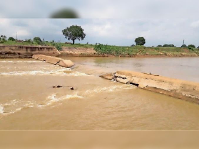 11 anicuts incomplete, 13 thousand hectare fields not getting water ...