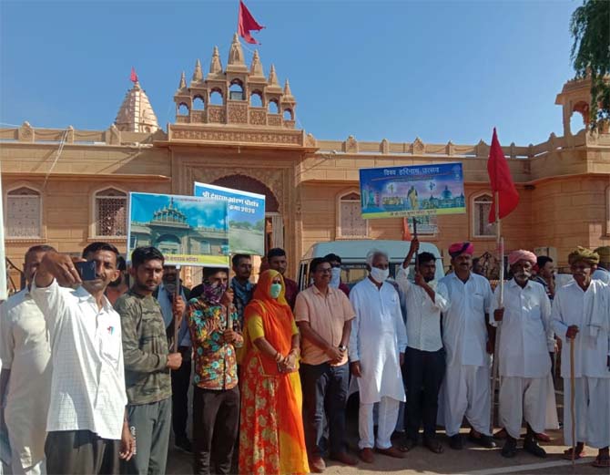 छह सौ वर्ष पुराने 36 हजार बीघा भूमि के मां देगराय ओरण को बचाने ...