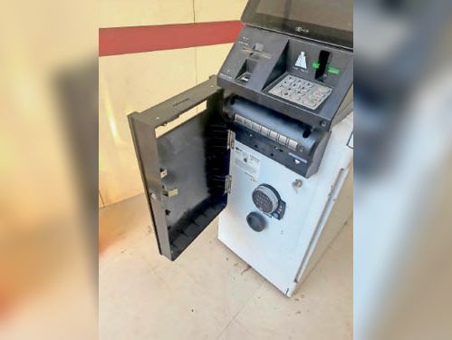 Attempted robbery of ATMs in Ghasitpura, ATMs did not break into a ...