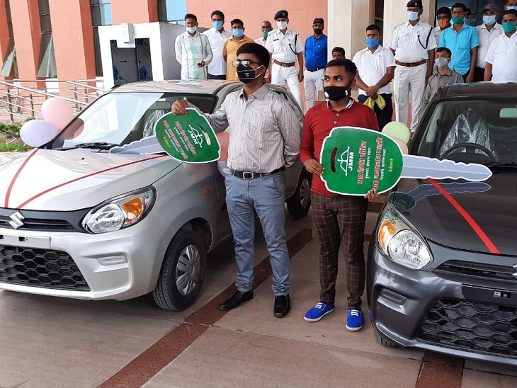 Hemant Soren Minister Jagarnath Mahato Gives Alto Car To Jharkhand ...