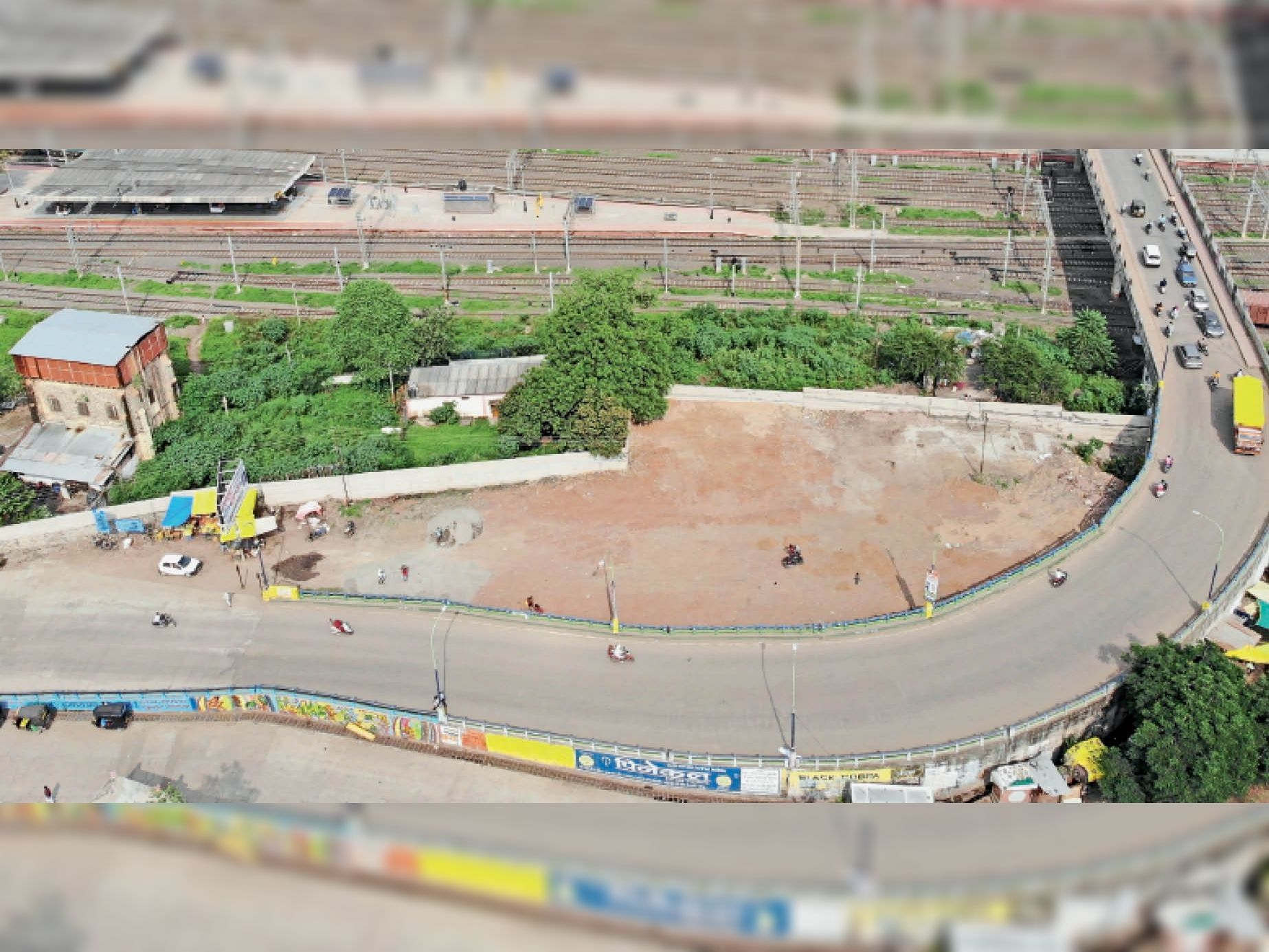 Hawker zone being built for fruit and chaat businessmen, 8 by 8 sq ft ...