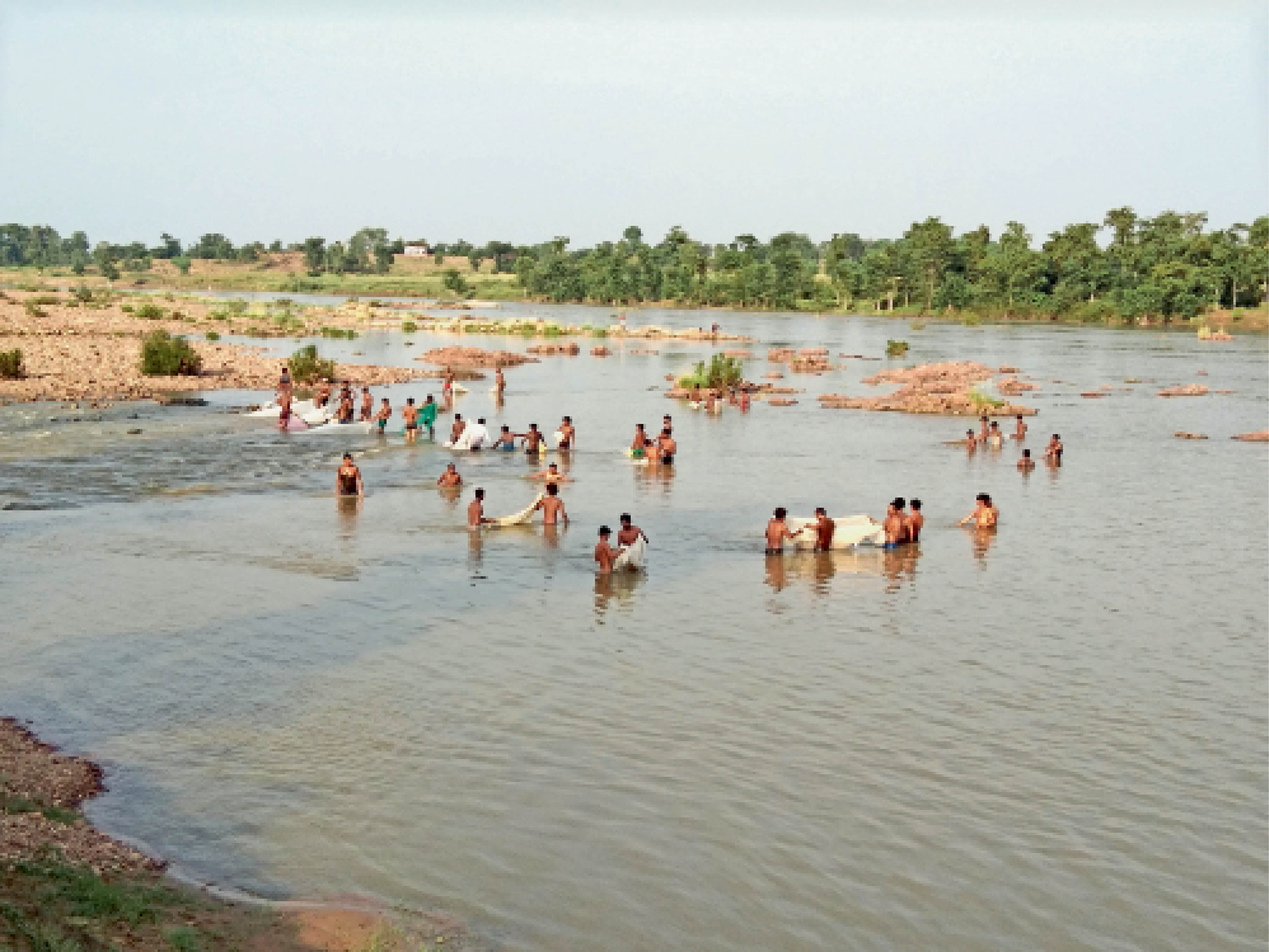 Fishermen are risking their lives even after the strong currents in the ...