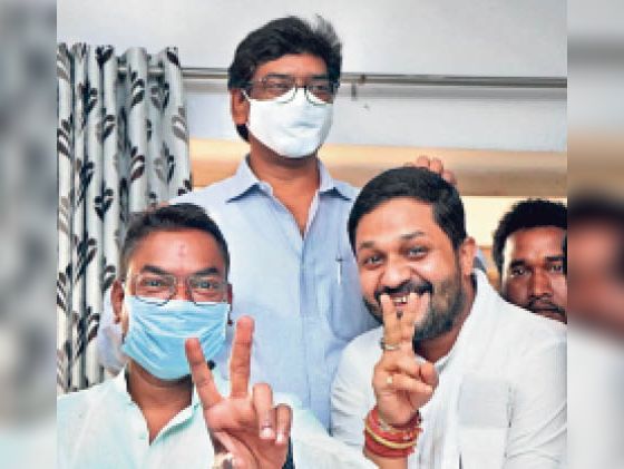 Basant Soren filled the form, Rs 5 crore. Told property of Dumka ...