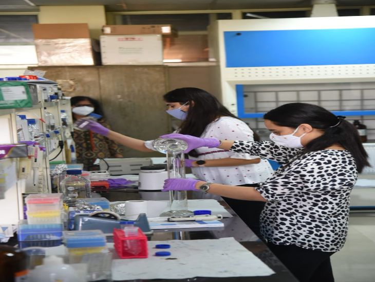 PU and PEC labs opened from today,students and professors both are ...