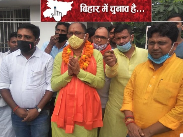 कुम्हरार विधायक अरुण कुमार सिन्हा पर दागे कई सवाल, बुत की तरह खड़े रहे ...
