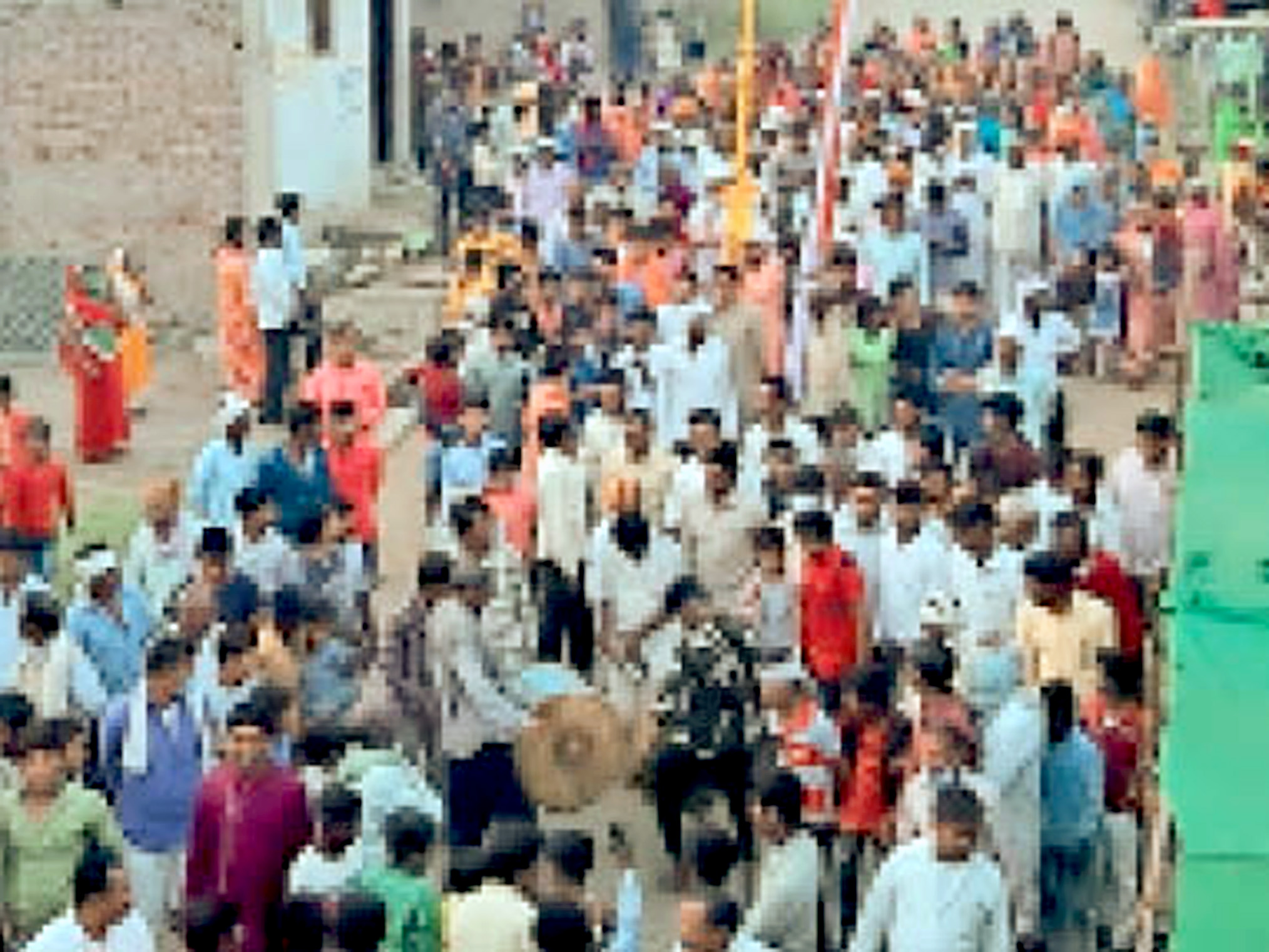 Offer a trail from Saint Singaji's maternal uncle's house to the temple ...