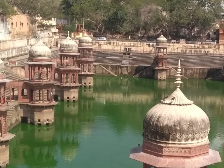 See the plight of the ocean built under the hills of Bala Fort in Alwar ...