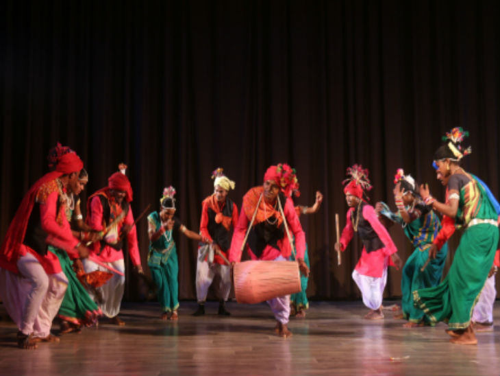 The dance performed in the Gound tribe was named Saila due to the hands ...