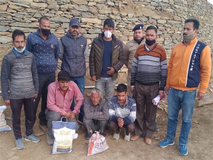 3 People With 7 Kg Charas Arrested In Mandi One Had Run Away After