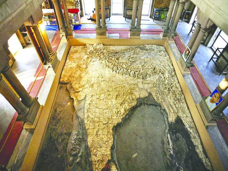 Bharat Mata Temple of Kashi where the map of India is worshiped
