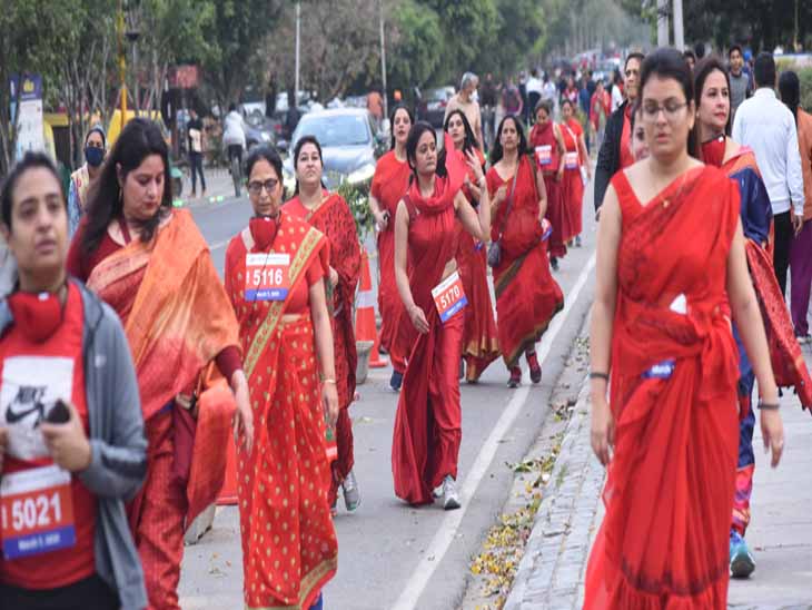 More than 250 women took part in the Red Sari run on the city's SUKHNA ...