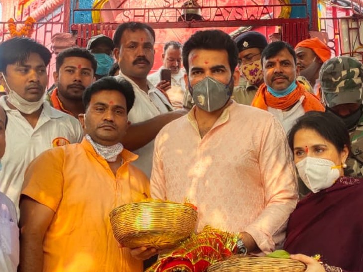 Zaheer asked for a stone dam in Maa Chinnamastika temple, said - I will ...