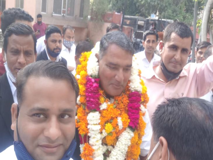 Mohan Singh Rathore became president and Sanjay Gurjar became secretary ...