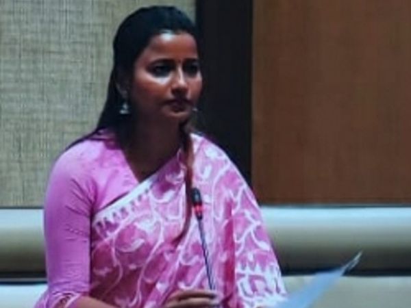 Ranchi Municipal Corporation Asha Lakra Vs Commissioner Mukesh Kumar ...