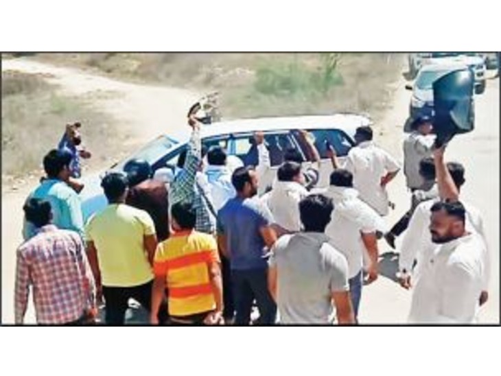 JJP workers showed black flags then Abhay said - no protest, welcome ...