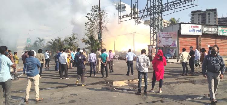 A horrific explosion at a chemical factory in Pune: a blast was heard ...