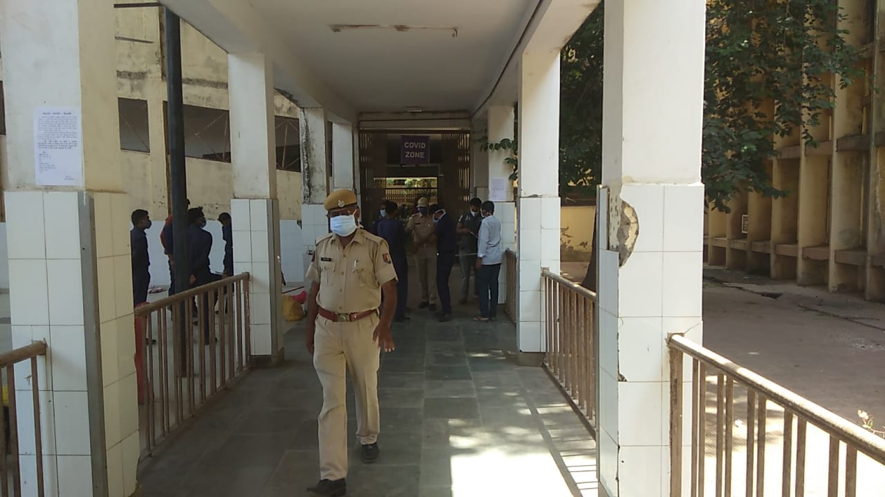 Strict interrogation of visitors at MG Hospital, District Collector and ...