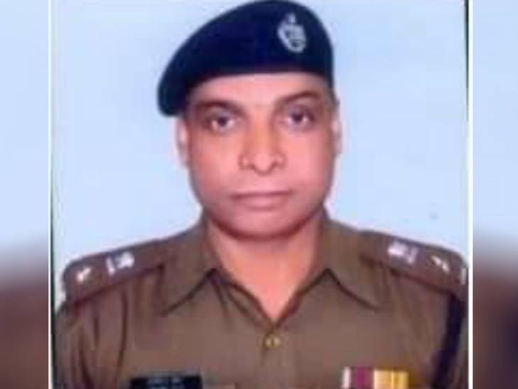 UP IPS Ex-Officer Arvind Sen Gets Nine-hour Bail For His Wife Tervi ...