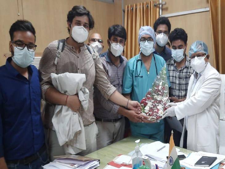 173 junior doctors of Rewa SS Medical College resigned, 250 doctors ...