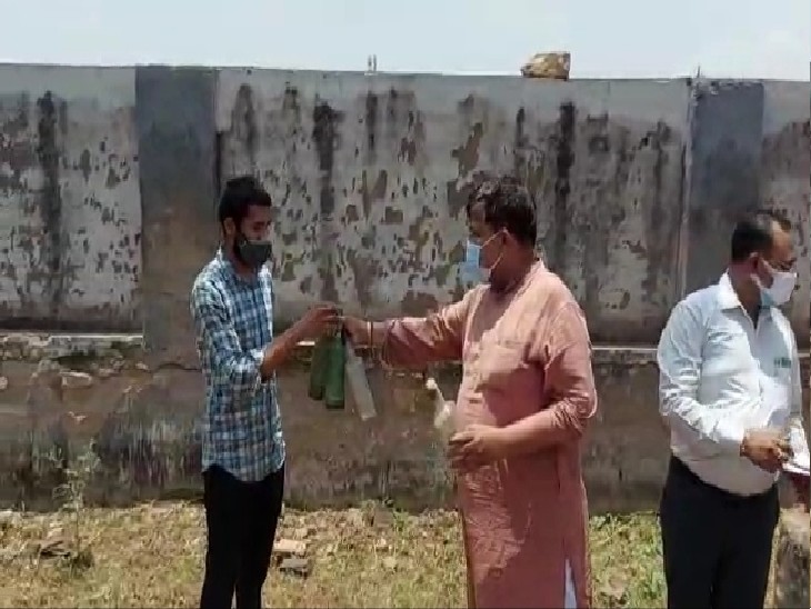 Energy Minister suddenly arrived at Sagartal Electricity Sub Station ...