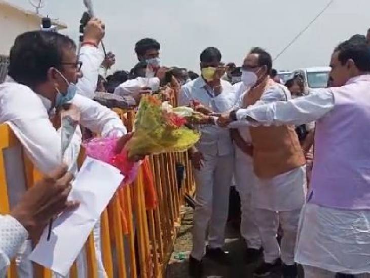 Congress MLA Sukhdev Panse uploaded it on social media without ...