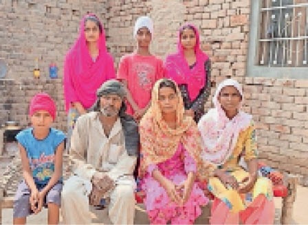 Singer Veerpal Kaur forced to work in poverty