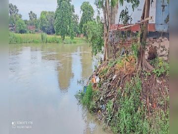Rising water in Daha, Dhamai and Saryu, water level reached near danger ...
