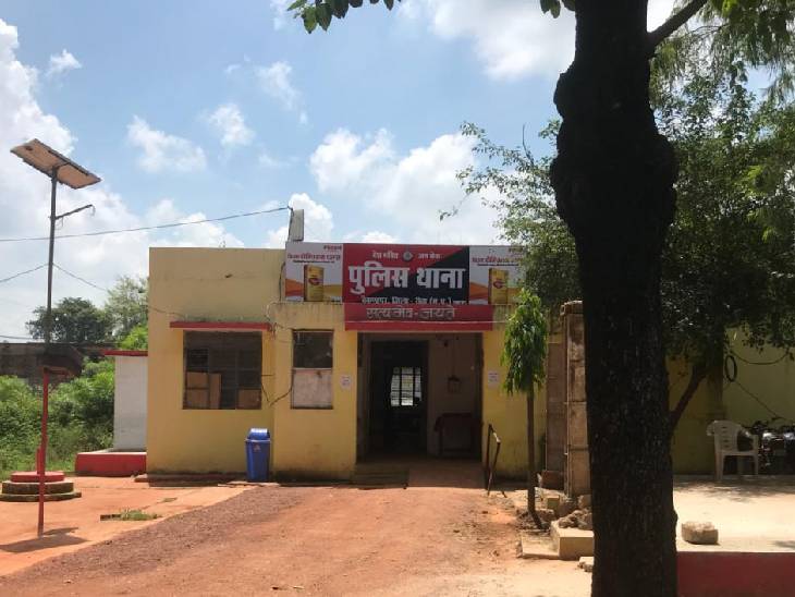 revealed the robbery of 3.50 lakh under Baikunthpur police station of ...