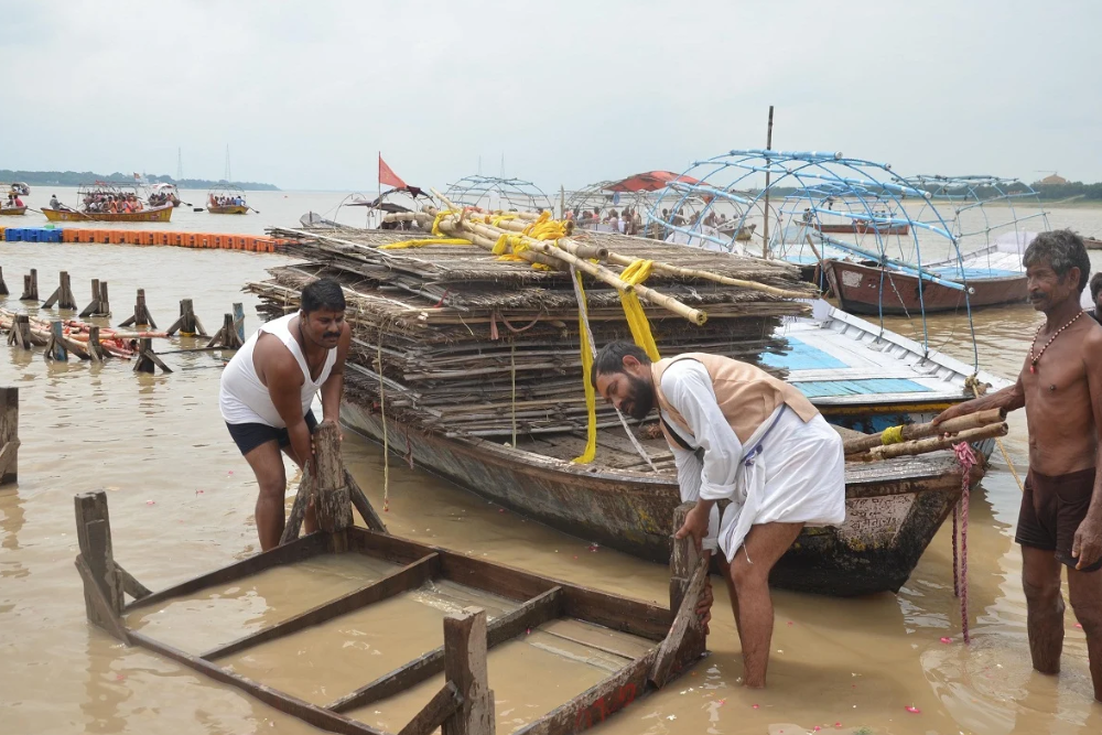 Ganga-Yamuna Water Level increased in Prayagraj: 10 cm in Yamuna and 5 ...