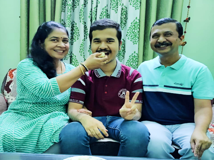 Devanshu of Udaipur got 99% marks, while many students got full marks in maths and science ...