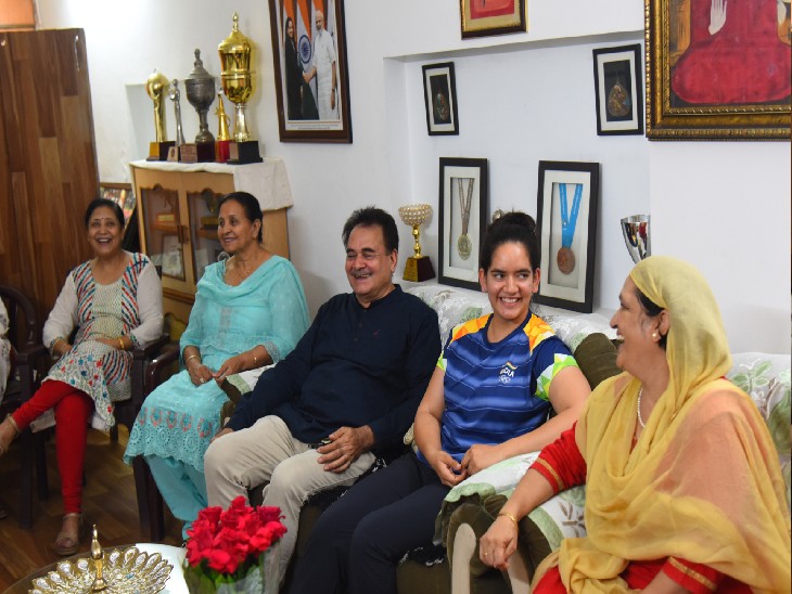 City shooter Anjum Moudgil returns to city after participating in Tokyo ...