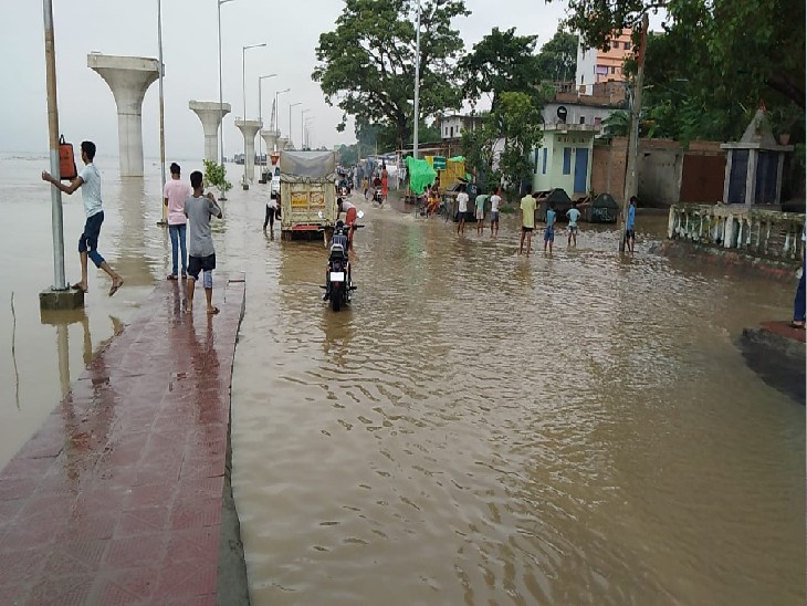 Ganga River Water Level; Flood Situation In Patna; Waterlogging In Many ...