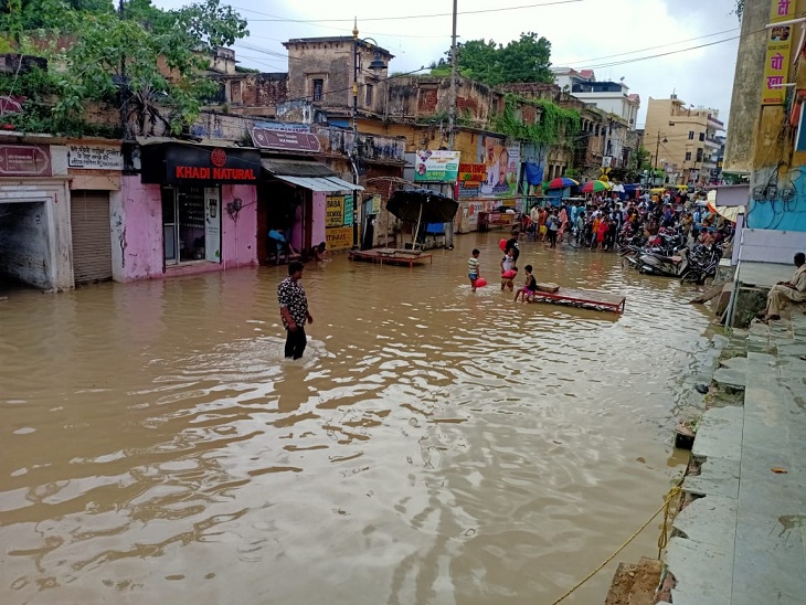More than 31 thousand people affected by floods in Varanasi, Ganga ...