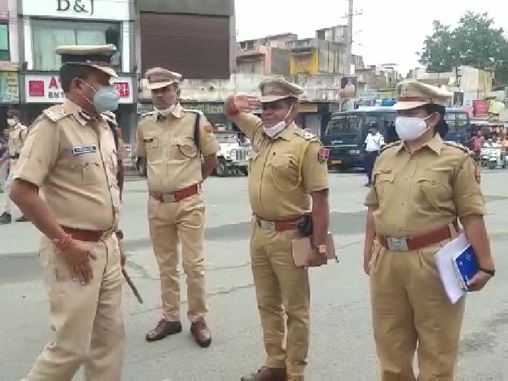 Search is being done at RPF and GRP stations, suspects are being ...