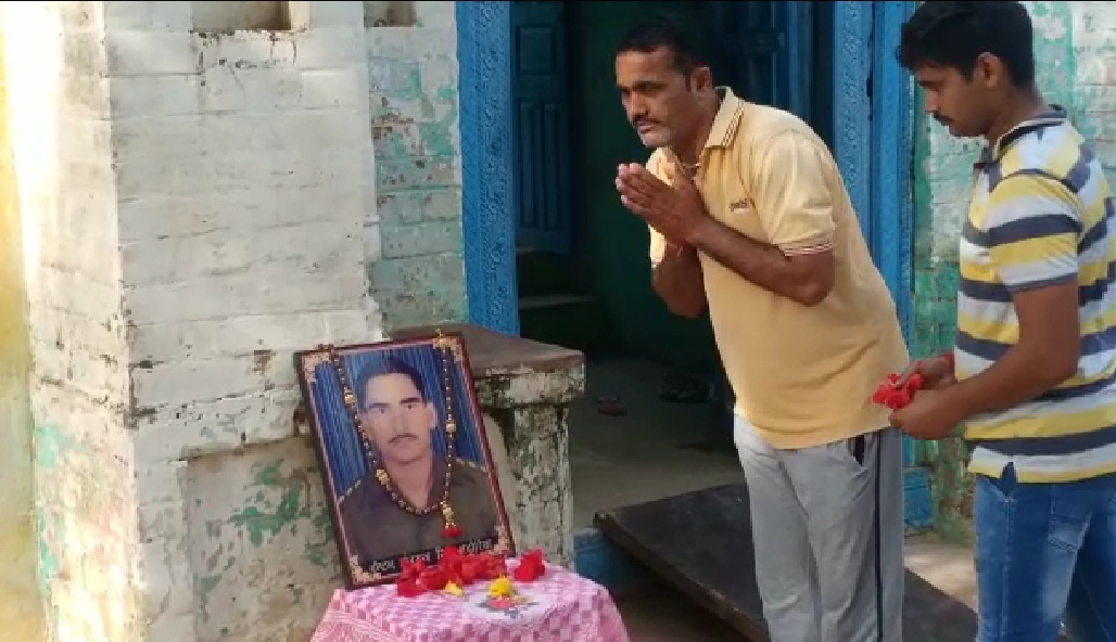 There is a soldier in every house, the fragrance of martyrs is settled ...