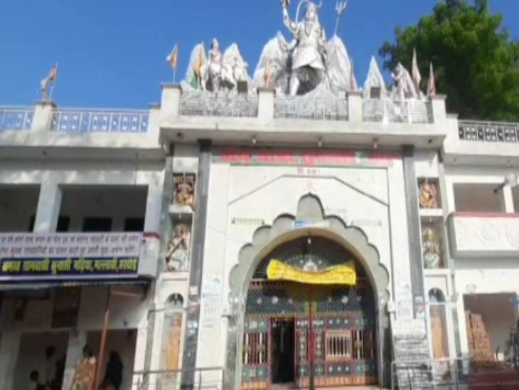 In the Sunasir Nath temple of Hardoi, the bees are guarded around the ...