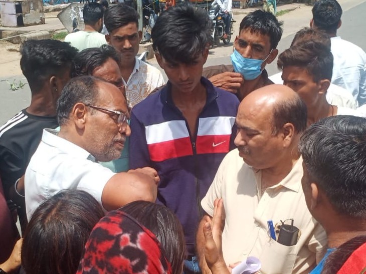 In Alwar, people get stuck in long lines of vehicles, patients get ...