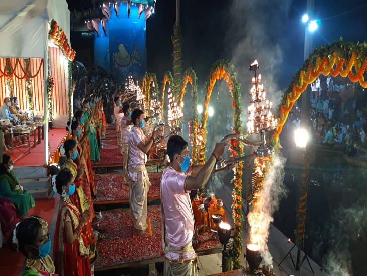After 5 months in Varanasi Maha Aarti of Mokshadayini started in a ...