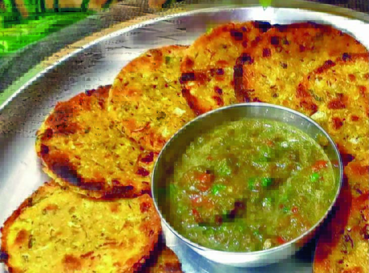 To try something new in food, make Cheesy Chilli Pakora, Dahi Petha ...