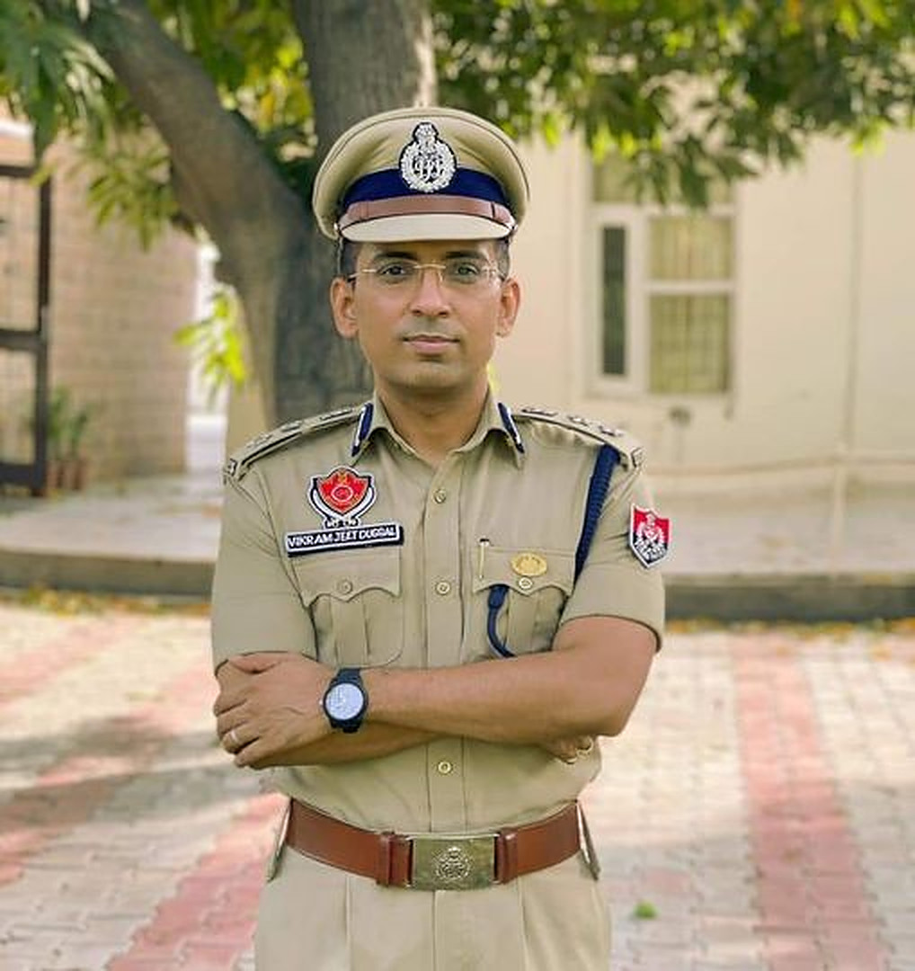 Police commissioner also showed strictness in Amritsar, suspended the ...