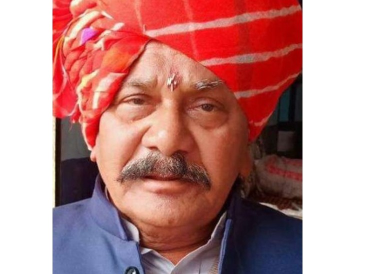 Dhar MP Chhatar Singh Darbar submitted a memorandum to Union Road ...