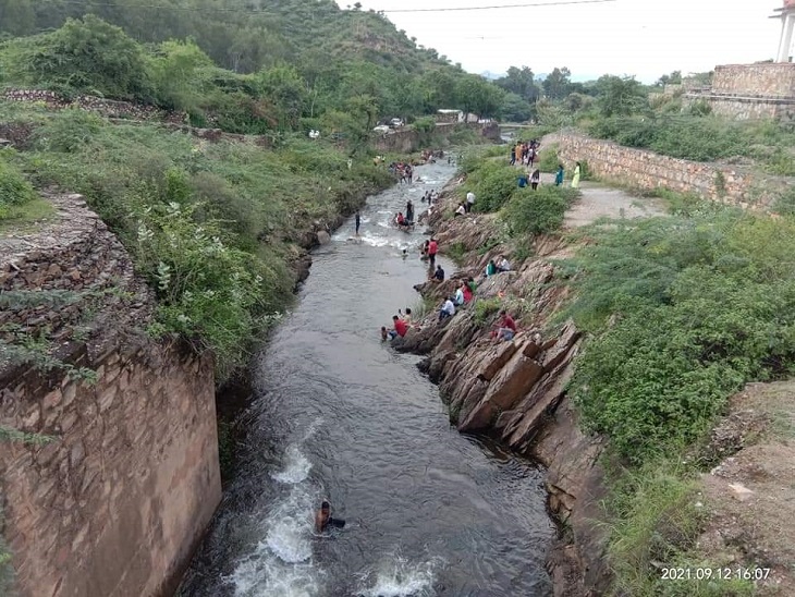 When anicuts were not built in America, then the kings of Mewar had ...