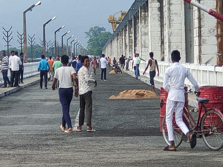 Bihar News Update; People celebrated after Indo Nepal border opened at ...