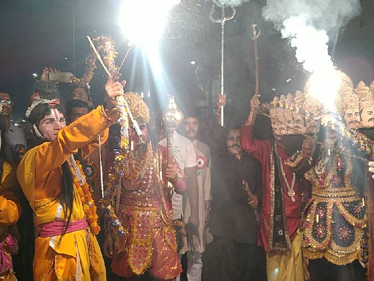 Here Durga Puja fair starts by burning the effigy of Ravana history is ...